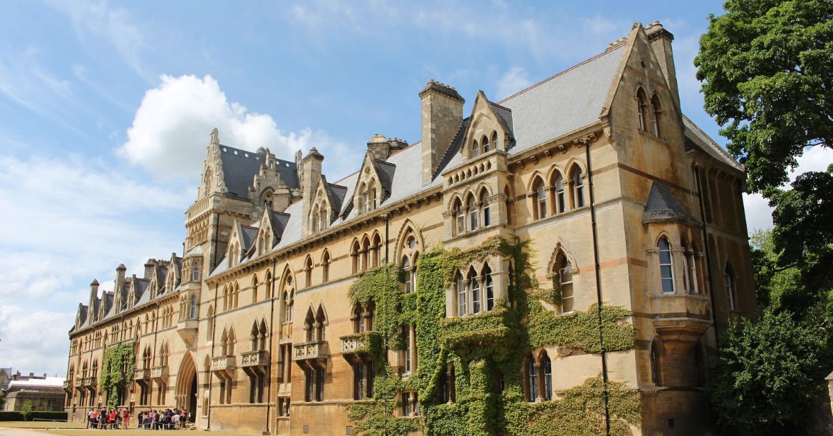 Top 10 UK Universities for Master's Programmes: Guide for International ...